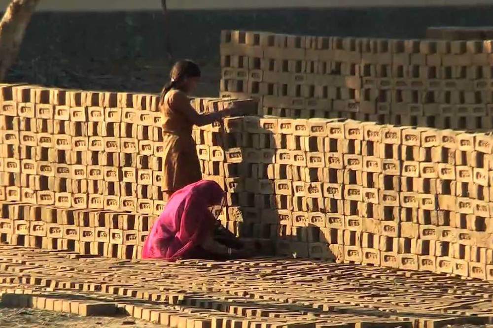 Nearly 200 child labourers rescued from brick kiln in India Theirworld
